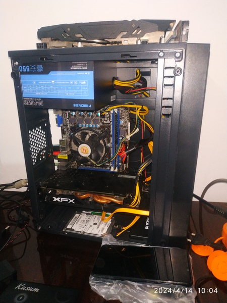 Zttech RGB i5 2400/rx480 4gb/ssd 256gb/hdd 500gb/8gb/550w