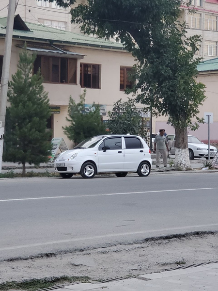 4 та балони янги такси килинмаган
