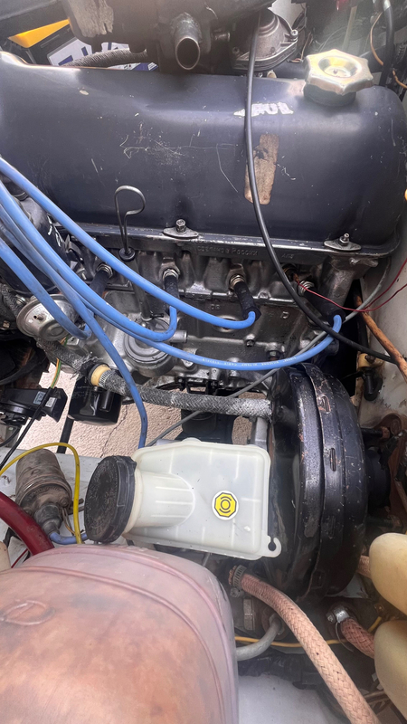Vaz 2107 sotiladi