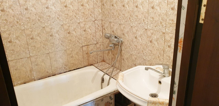 Qarshi shaxridagi 2 xonali kvartira sotiladi
Ózbekiston kóchasi. Vogza