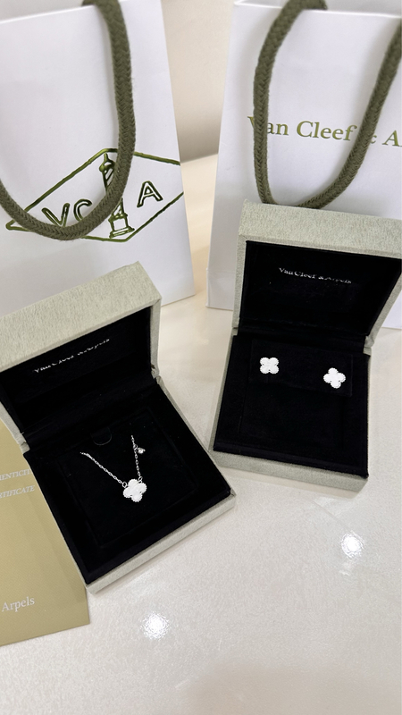 Комплект Van cleef серебро цепочка и серьги