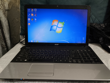 Продам ноутбук ACER Aspire E1-571G