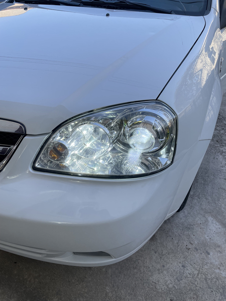 Lasetti fara bi led sotiladi ili zamen