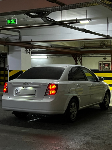 •Lacetti 3 AT 2010•