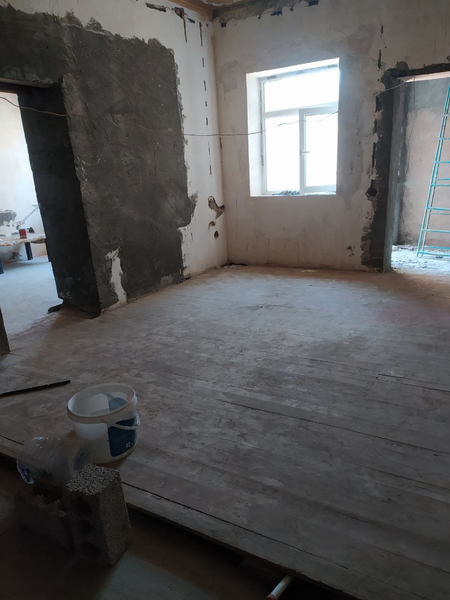 Продаётся дом в мирабадском районе  .