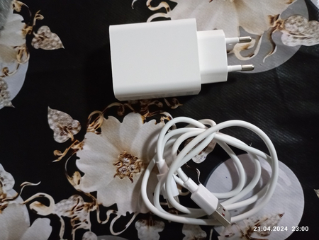 Redmi zaryatka 33 vat
