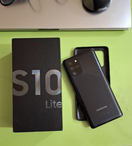 Samsung S10 Lite