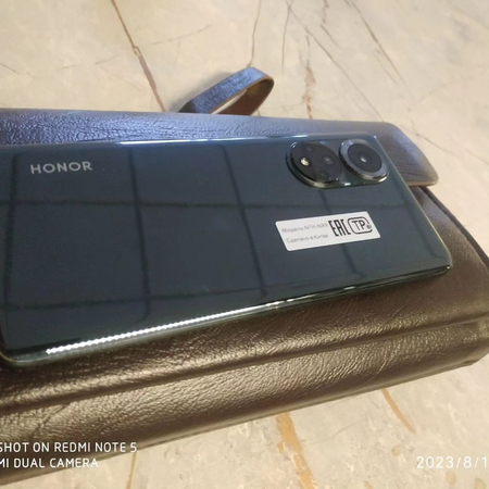 Mabilni telefon Honor50
