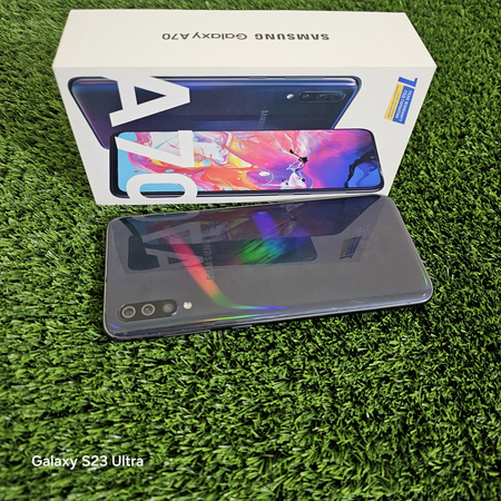 Samsung A70 sotiladi 128Gb