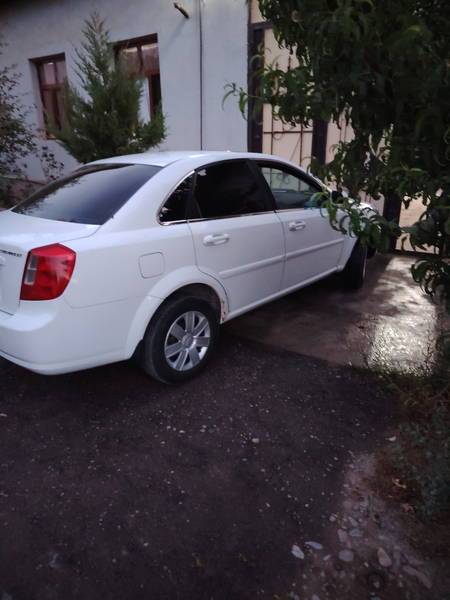 Lasetti 1.8 avtomat 2009 mator xadavoy balon ideal