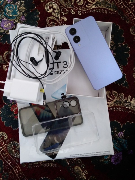 Vivo y17s Android 14 Память 128ГБ ОЗУ.4+4ГБ