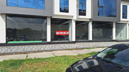 СРОЧНО! Сдаётся помещение в аренду, ЕВРО РЕМОНТ, 1-Й ЭТАЖ, 1-Я ЛИНИЯ.