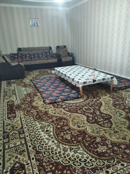 Uchastka hovli 3 sotix 5 xona 3 ta podvol navesli shinam hovli ipoteka