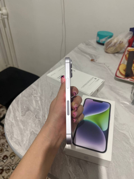 Iphone 14 128 GB esim