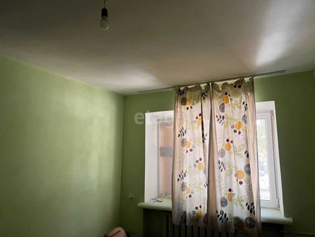 Рисовый рынок ул. М Ашрафи 3/1/4, кирпич, 65 м²