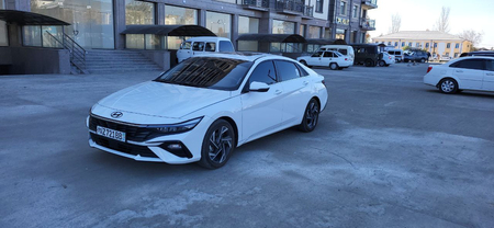Hyundai Elantra сотилади