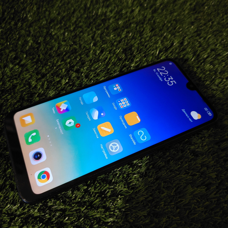 Redmi 7 sotiladi 64Gb