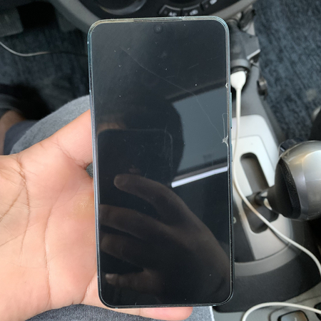 Samsung S22 ochilmagan