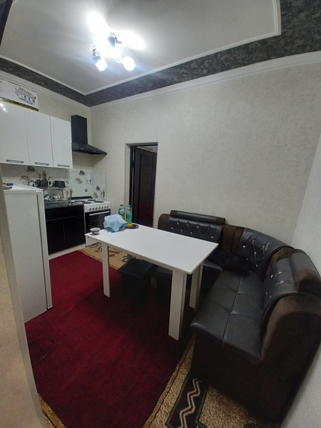 Toshkent tum (KELES)da 1 xonali kvartira sotiladi 24000$