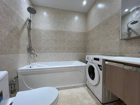 Продаю 4х ком.Люкс.кв. новостройка 117м² 3-этаж ул.Гагарина 121.900$