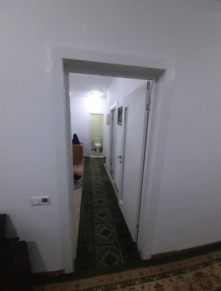 Qizlarga oila va bolarga 1-metro oldidan shinam kvartira ijaraga berl