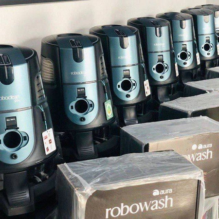 Roboclean pro Aura kompaniya ofitsalni ofis