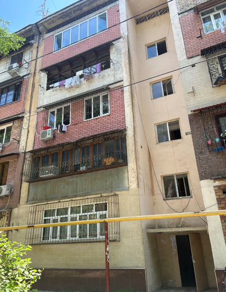 /Чилонзор24кв.Разделный.3 Хона.4 Етажда,68м².Кирпич.Ар.Ватан.
