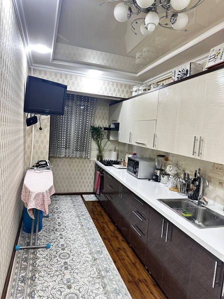 Продается 2х ком. квартира, ор-р: Госпитальный рынок, 73м2