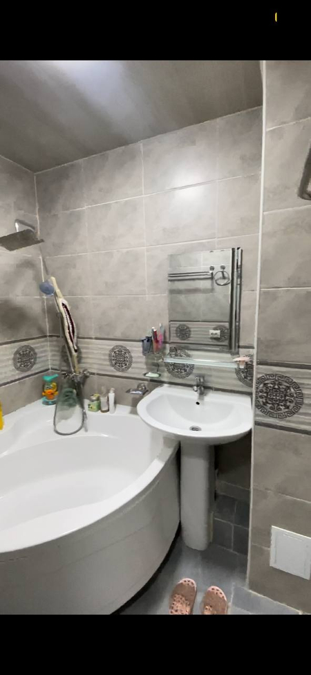 Продажа 3/4/4, кирпичный, Ислом ота мечет, Мирабад