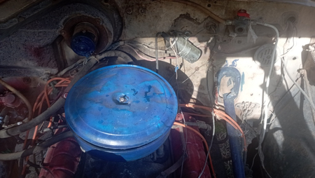 Gaz 53 sotiladi pul zarur