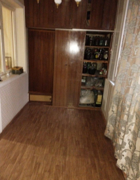 Продаю !!! 2в3 с балконом 2*6 54 кв Чилонзар 23 кв ориентир Фархадский