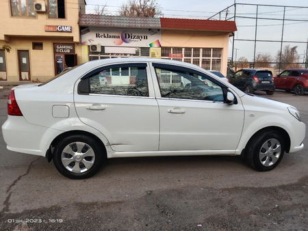 Chevrolet neksia 3