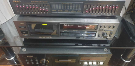 Кассетная дека TEAC