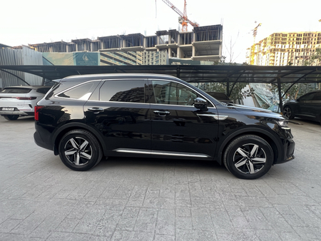 Продаётся KIA Sorento 2022г (FULL) 7 местный цвет черный