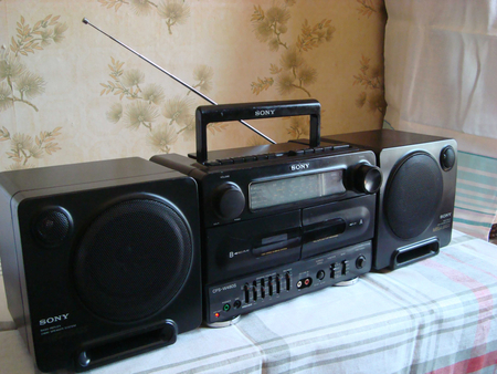 SONY - W 480 S . Магнитола.