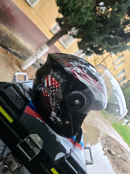 Tank skuter full versiyasi benzin \\nMotor 150\\n100 ga 4 ta benzin\\nHali y