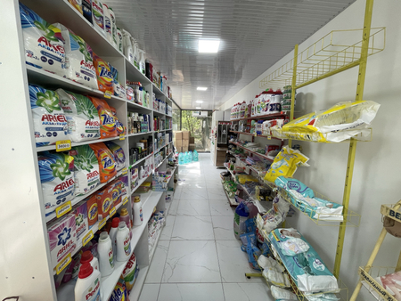 продам нежилой магазин очень людном месте