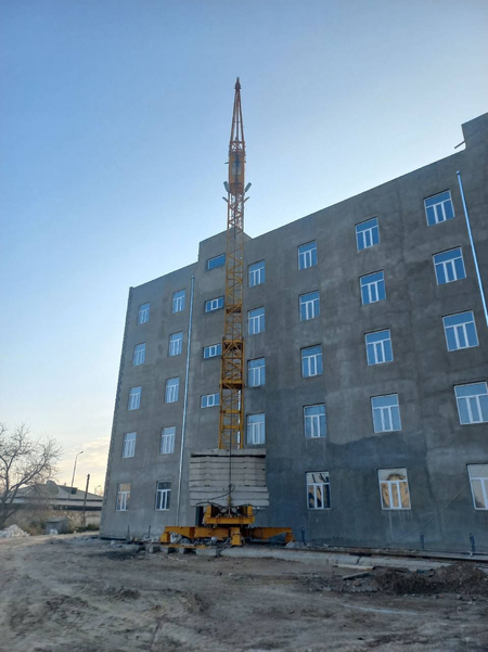 Аренда башенный кран 65 м марка: GMBH 63EC-B5 немецкая