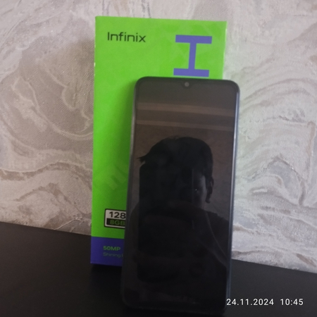 Infinix hot 30I 128GB 8GB