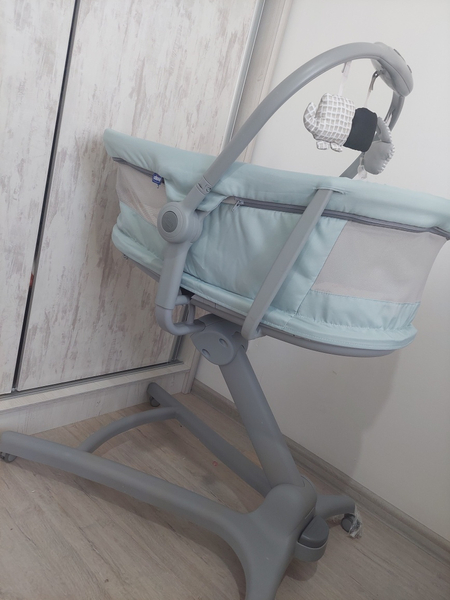 Кроватка люлька стульчик для кормления chicco baby hug 4 в 1 трансформ
