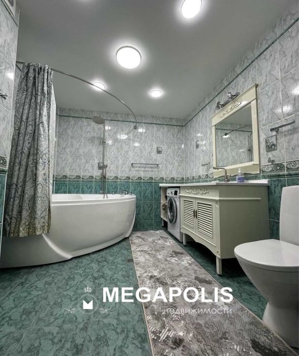 Айбек 3/6/9_Квартира 130 квадратов Продается