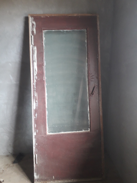 Продается двери 2