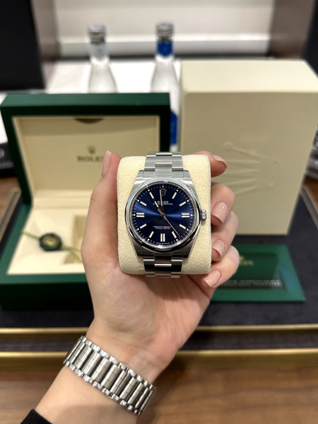 NEW Rolex Oyster Perpetual 41 mm Steel 124300
