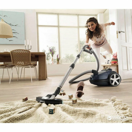 Philips FC9170 мошнешый пылесос работяга))