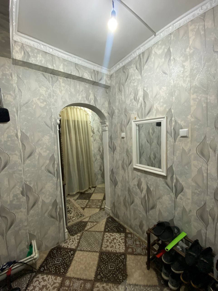 Срочно продам квартиру в Яшнабатский район метро рядом