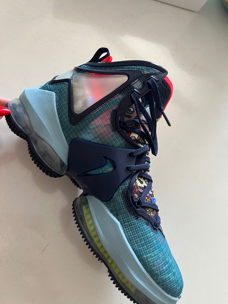 Nike LeBron 19 FastFood sneackers