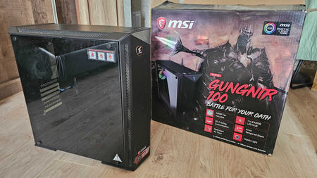 Компьютерный корпус MSI GUNGNIR 100