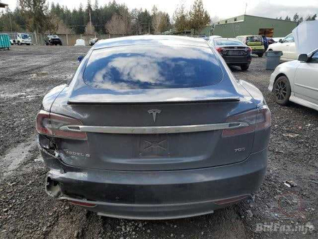 Разбираем Tesla model s 2015