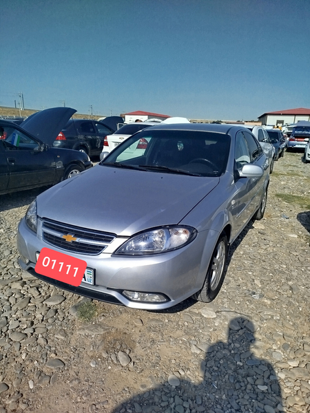 Chevrolet Lacetti jentra qilingan