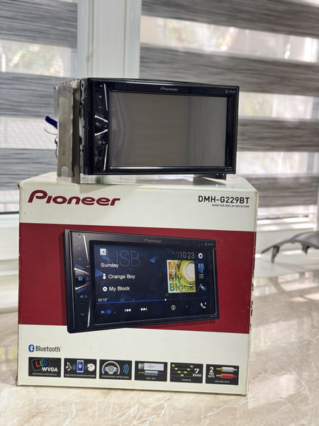 Pioneer DMH-G229BT